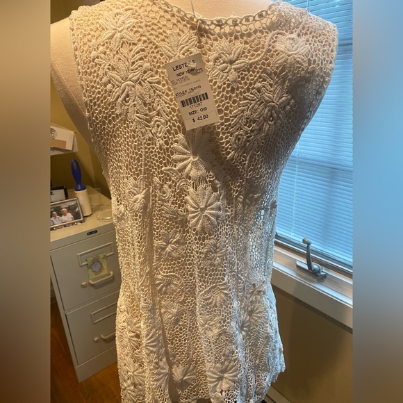 Honey Punch | Tops | Lacey Open Top Perfect Over A Tank Would Look ...